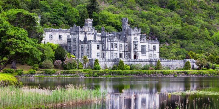 Kylemore Abbey - A Serene Retreat Amidst Ireland's Beauty | Discover ...